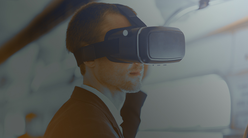 Augmented & Virtual Reality Augmented & Virtual Reality